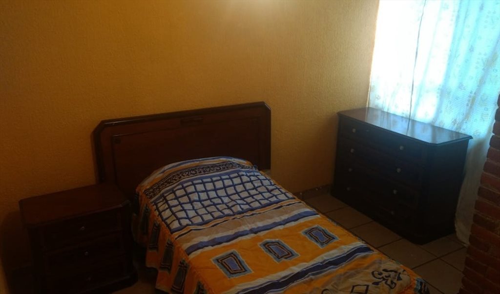 Renta de cuartos económicos a 5 mn de SANTA FE - Calle 1, Pueblo de ...