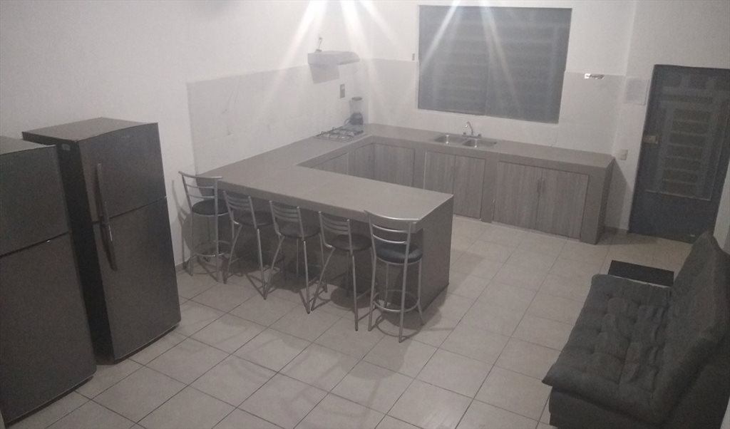 Rento cuartos individuales en zona céntrica de Guadalajara - Calle ...