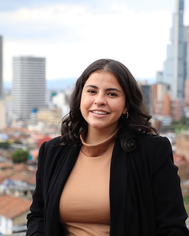 Inquilino - Medellín - Laura Mendez - Professional - Mujer - 26 ...