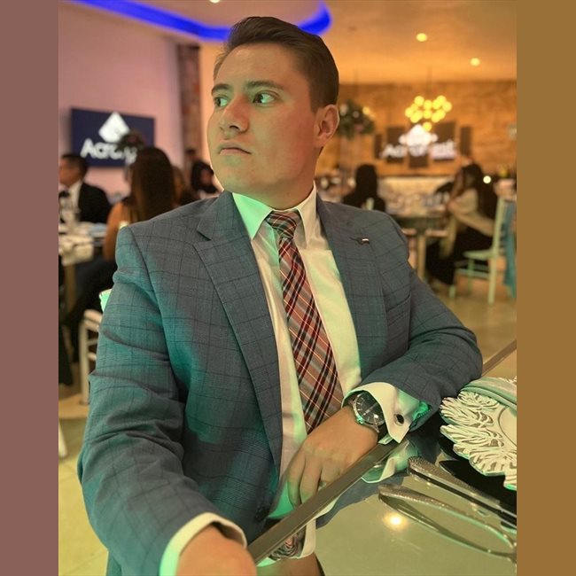 alejandro Rojas - San Pedro Garza García - Student - Hombre - 25 | Roomgo