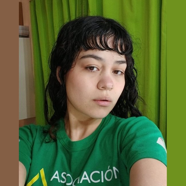 Edna - Córdoba - Student - Mujer - 21 | RoomGo