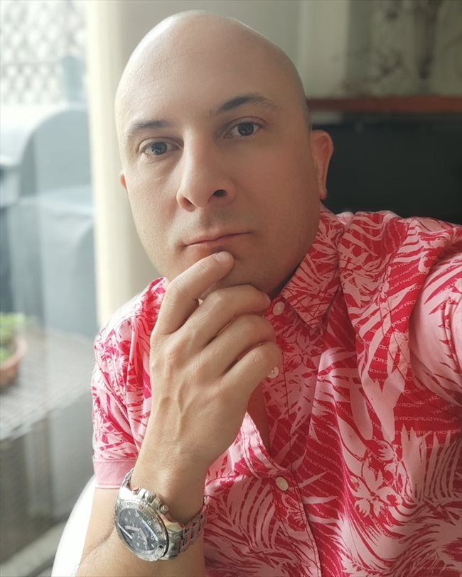 Inquilino - Medellín - Juan Esteban - Professional - Hombre - 44 | CompartoApto