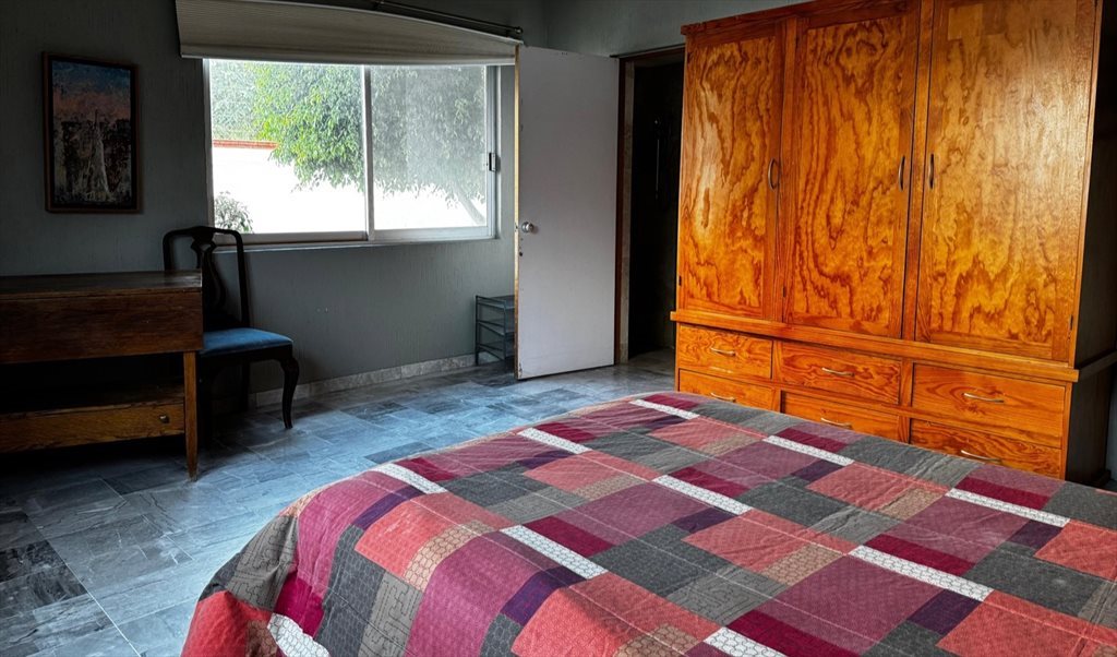 RENTO CUARTO COMPLETO, MUY CENTRICO - Calle Mar Mediterráneo, De Los ...